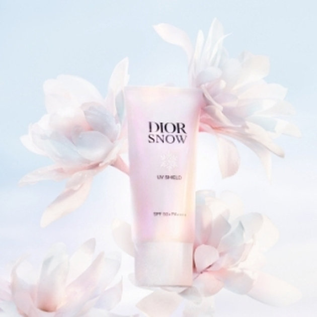 ディオール(DIOR) ディオール スノー UVシールド 50+(乳液) | マキアオンライン | 美容雑誌『MAQUIA（マキア）』公式ビューティサイト
