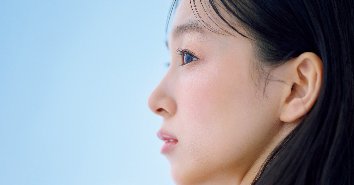 私の肌質ってなんですか？友利先生による基本レクチャー。SNSで話題のビニール肌も解説 | マキアオンライン | 美容雑誌『MAQUIA（マキア）』公式ビューティサイト