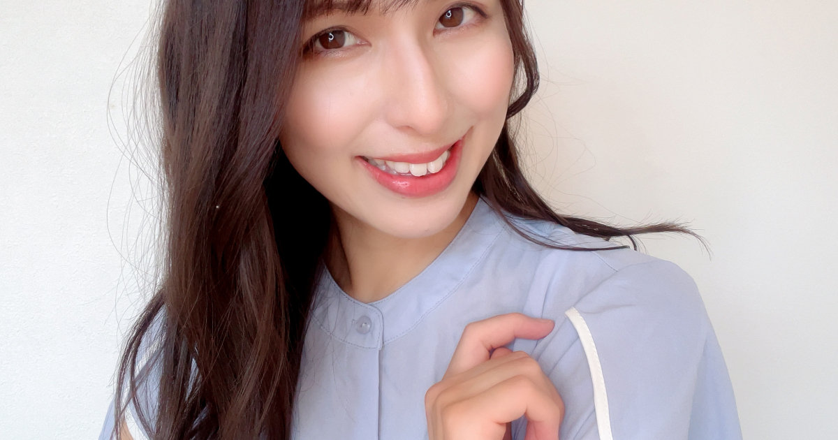 ヘアカラーチェンジ♡ブラックにほんのりブルーカラー | マキアオンライン | 美容雑誌『MAQUIA（マキア）』公式ビューティサイト