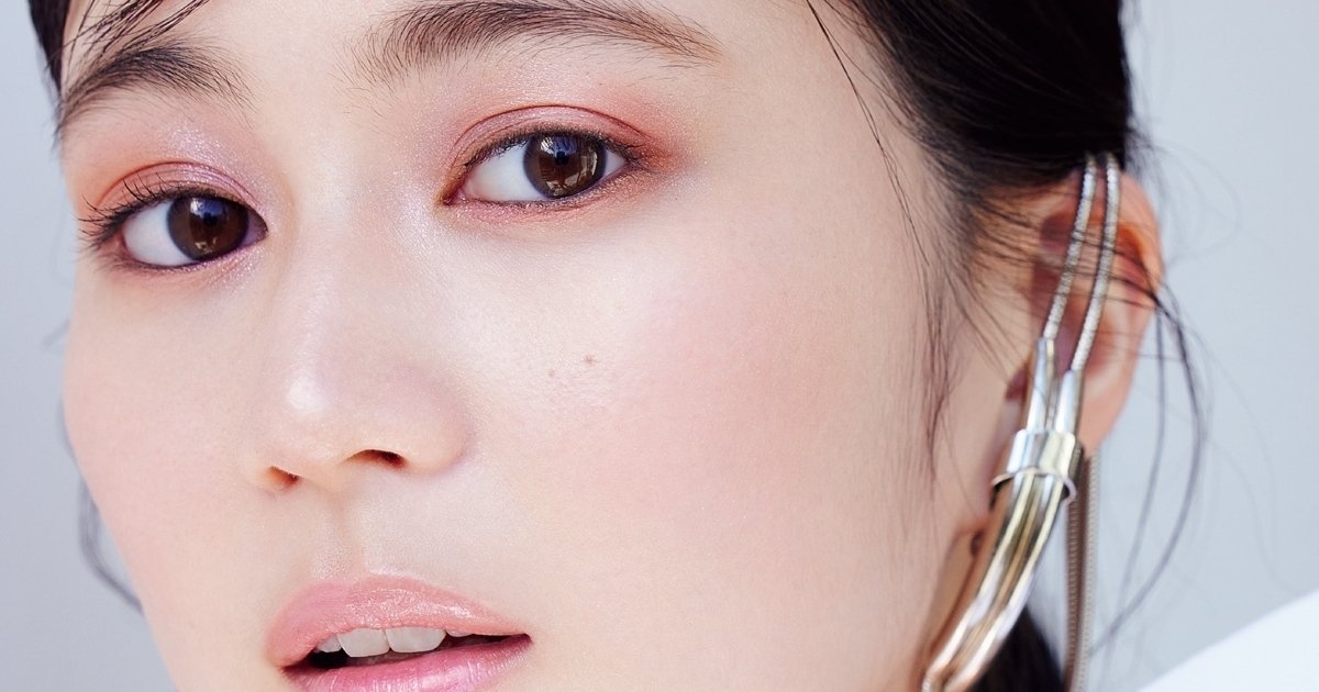 生田絵梨花さんがTRY♡ 北原 果流キリリ可愛いピンクメイク【夏新色BOOK2022】 | マキアオンライン | 美容雑誌『MAQUIA（マキア）』公式ビューティサイト