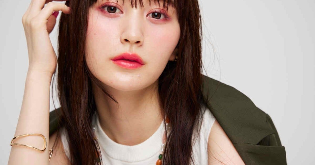 NMB48山本望叶がピンクのアイシャドウパレットで魅せる3つの顔【02 リンメル編】 | マキアオンライン(MAQUIA ONLINE)