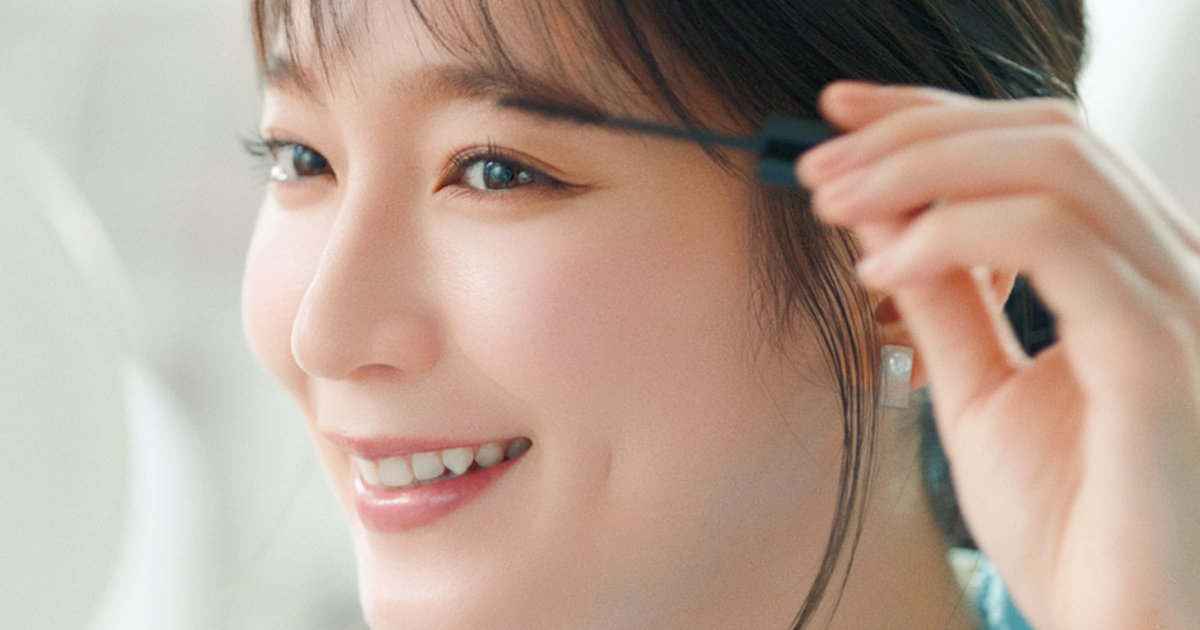 吉岡里帆「まつげ、盛れてる～！」D-UP新TVCM 公開 | マキアオンライン | 美容雑誌『MAQUIA（マキア）』公式ビューティサイト