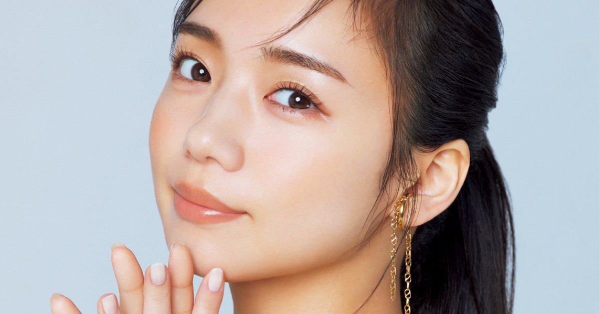 今秋のリップは深みベージュが狙い目！ お洒落顔になれる12本を塗り比べ | マキアオンライン | 美容雑誌『MAQUIA（マキア）』公式ビューティサイト