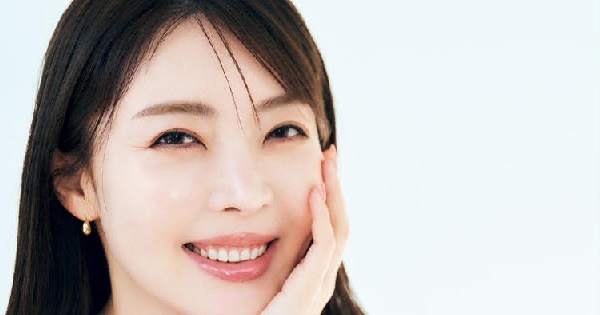 大野真理子さんの春～秋までのUV＆ブライトニング計画 PhotoGallery | マキアオンライン | 美容雑誌『MAQUIA（マキア）』公式ビューティサイト