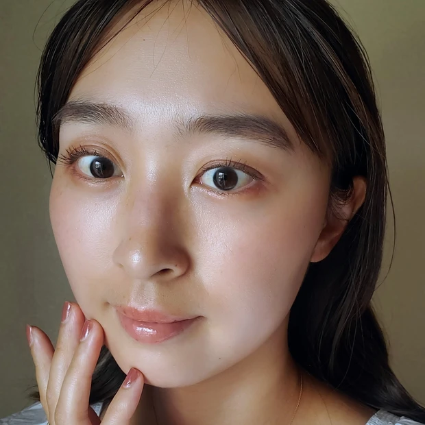 【トーン新作】ペタル フロート アイパレット 07・ペタル ブルーミング グロス EX09をイエベ春がレビュー！ | マキアオンライン | 美容雑誌『MAQUIA（マキア）』公式ビューティサイト