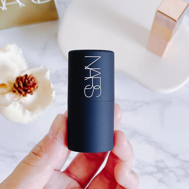 【バズコスメ】売り切れ続出？NARS（ナーズ）オーガズムが可愛すぎた！「アフタグロー リキッドブラッシュ 02799」「ザ マルティプル ORGASM 」 | マキアオンライン | 美容雑誌 ...