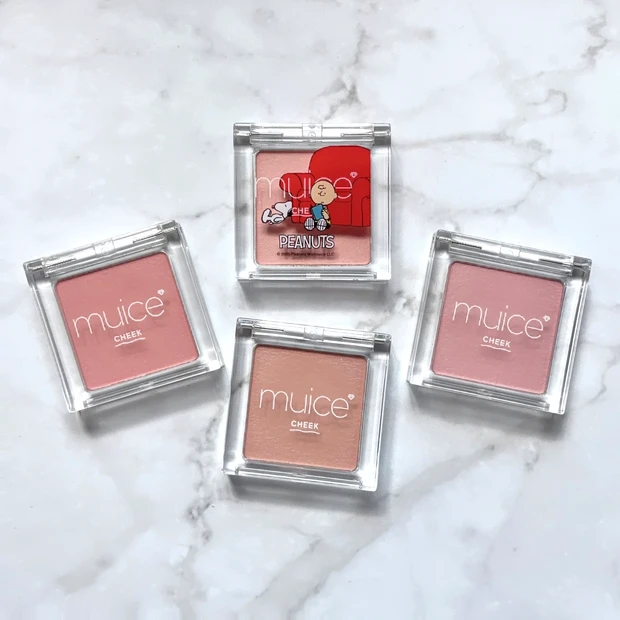 【muice×スヌーピー】今だけ限定！「PEANUTS」とのコラボデザイン＆カラーが登場｜定番色との違いは？ | マキアオンライン | 美容雑誌『MAQUIA（マキア）』公式ビューティサイト