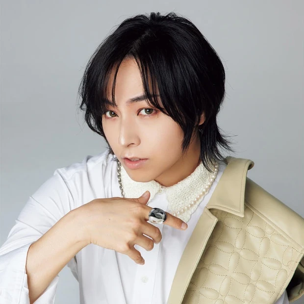 人気声優のMYベスコスを公開！ 小田切ヒロさんのメイクQ&Aや、IKKOさんの愛用コスメも必見【人気記事ランキングTOP10】 | マキアオンライン(MAQUIA ONLINE)