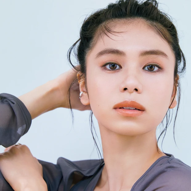 注目の秋コスメ、どう組み合わせるのが正解？ 【秋メイク】GALLERY | マキアオンライン(MAQUIA ONLINE)