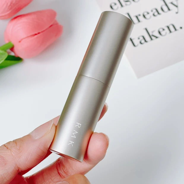 【RMK春コスメ】透明感爆誕！マルチに使える「ラディアントカラースティック｣をご紹介 | マキアオンライン | 美容雑誌『MAQUIA（マキア）』公式ビューティサイト