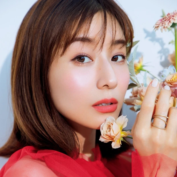 美容への愛も、美しさも。さらなる進化を遂げて―― 田中みな実の現在地（いま） GALLERY | マキアオンライン | 美容雑誌『MAQUIA（マキア）』公式ビューティサイト
