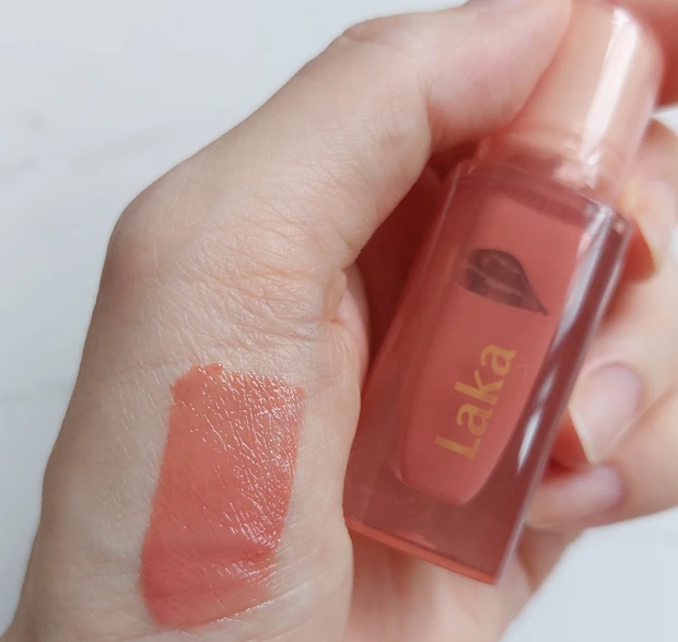 【Lakaの人気リップ4選】ブルべ・イエベ別スウォッチ＆口コミをご紹介 | マキアオンライン | 美容雑誌『MAQUIA（マキア）』公式ビューティサイト