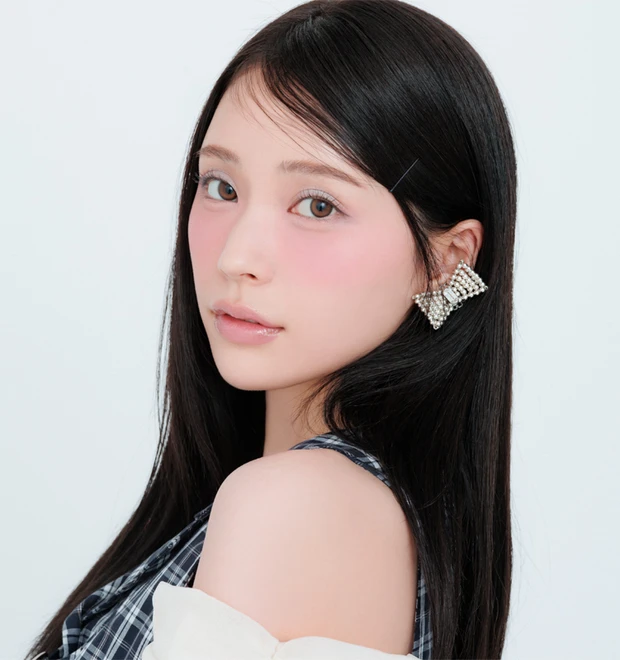 韓国トレンド「目の下チーク」の入れ方は？ K-POPアイドルがお手本のメイクテク3選【2025年最新】 | マキアオンライン | 美容雑誌『MAQUIA（マキア）』公式ビューティサイト