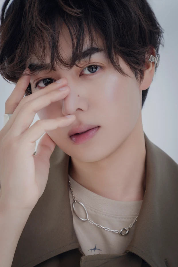 【前田大輔さんインタビュー】 「美しいと感じるのは感情の波が落ち着いてる人」プチプラ愛用コスメも紹介！ | マキアオンライン | 美容雑誌『MAQUIA（マキア）』公式ビューティサイト