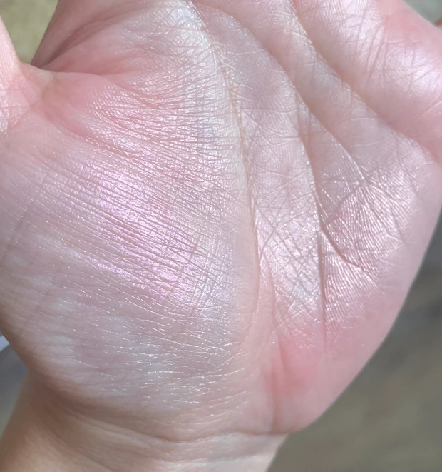 韓コスマニアの推しハイライトはこれ！fwee（フィー）のグリッツストーンハイライター | マキアオンライン | 美容雑誌『MAQUIA（マキア）』公式ビューティサイト