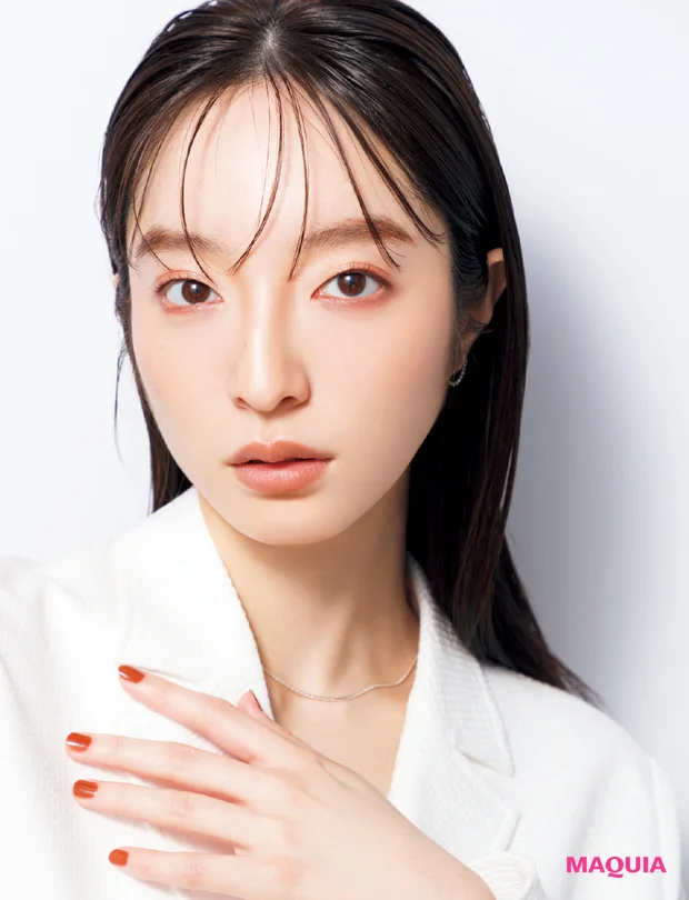 人気YouTuberマリリンさんが伝授。コンシーラー2つでメリハリ顔に変身！ | マキアオンライン | 美容雑誌『MAQUIA（マキア）』公式ビューティサイト