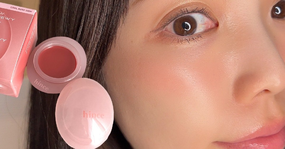 リップとチークがこれ1つで叶う！hince 新作 ロウグロウデューイーボールをレビュー♪【ブルベ夏】 | マキアオンライン | 美容雑誌『MAQUIA（マキア）』公式ビューティサイト