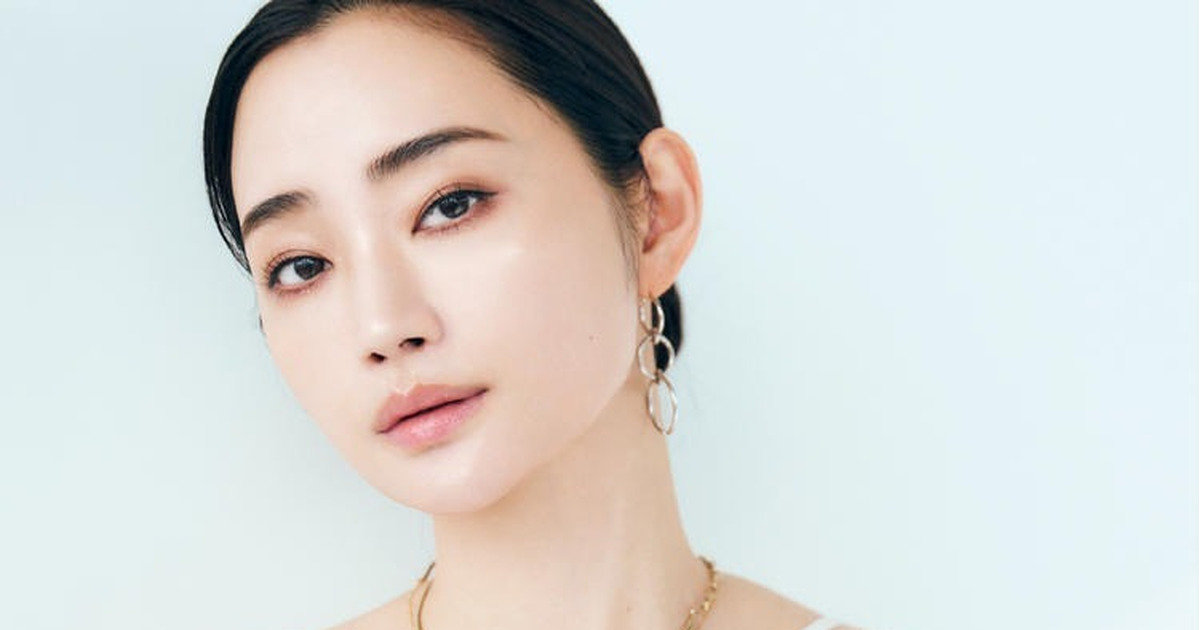 柳橋 唯さんの美肌プランは？ 365日欠かさないUV＆ビタミンケア PhotoGallery | マキアオンライン | 美容雑誌『MAQUIA（マキア）』公式ビューティサイト