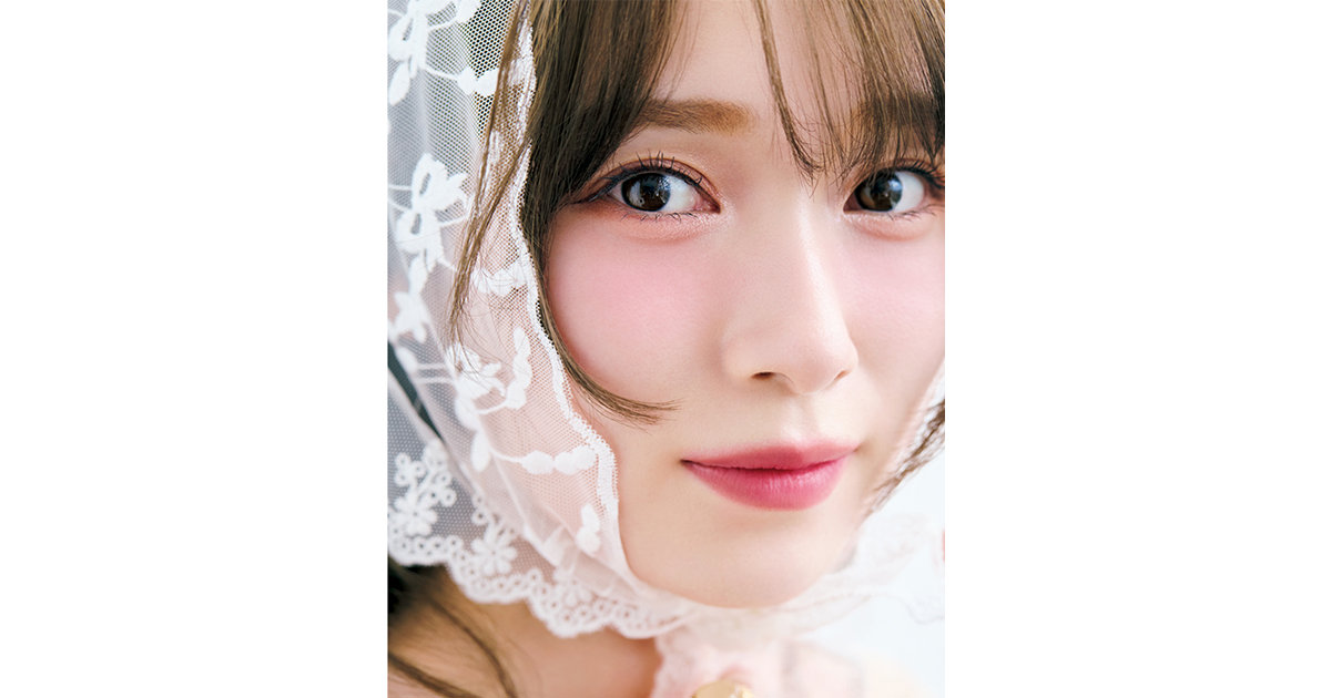 守屋麗奈さんのビューティ ヒストリー。「メイクもスキンケアも“私の中の元気のスイッチ”です」 【MAQUIA 10月号】 | マキアオンライン | 美容雑誌『MAQUIA（マキア）』公式 ...