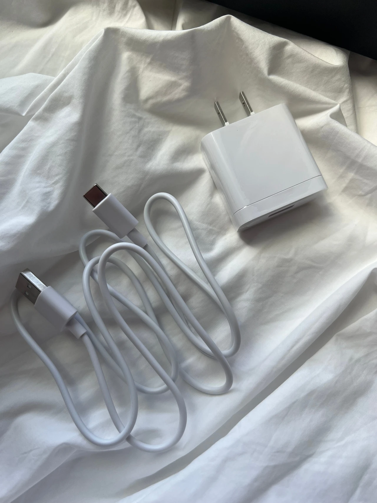 【ミドル世代の強い味方】1本9役の美顔器「パナソニック バイタリフト RF EH-SR85」がもたついたお肌のケアにオススメ！ | マキアオンライン(MAQUIA ONLINE)